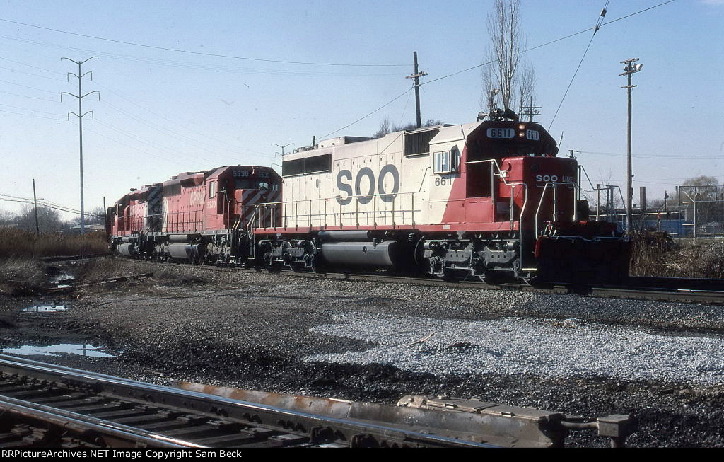 SOO 6611 and CP 5530